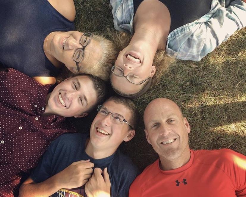 Staying Connected to Family in College | Harvard